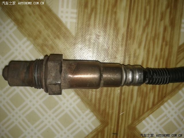 【图】发动机故障灯亮，自己动手更换后氧传感器。_维修保养用车论坛_汽车之家论坛