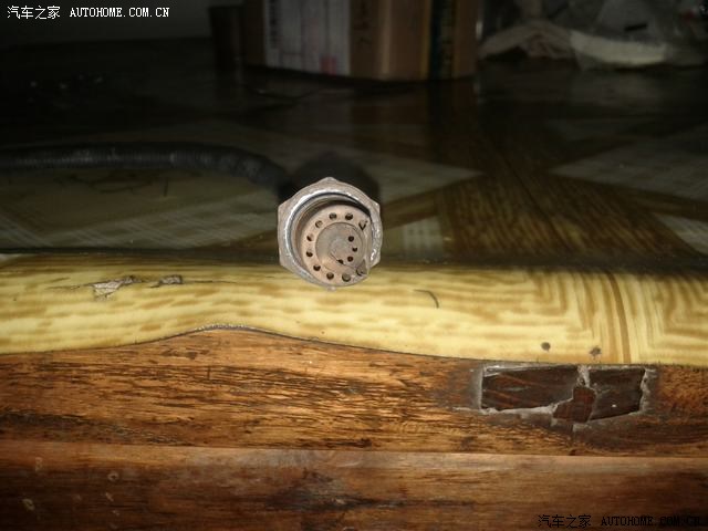【图】发动机故障灯亮，自己动手更换后氧传感器。_维修保养用车论坛_汽车之家论坛